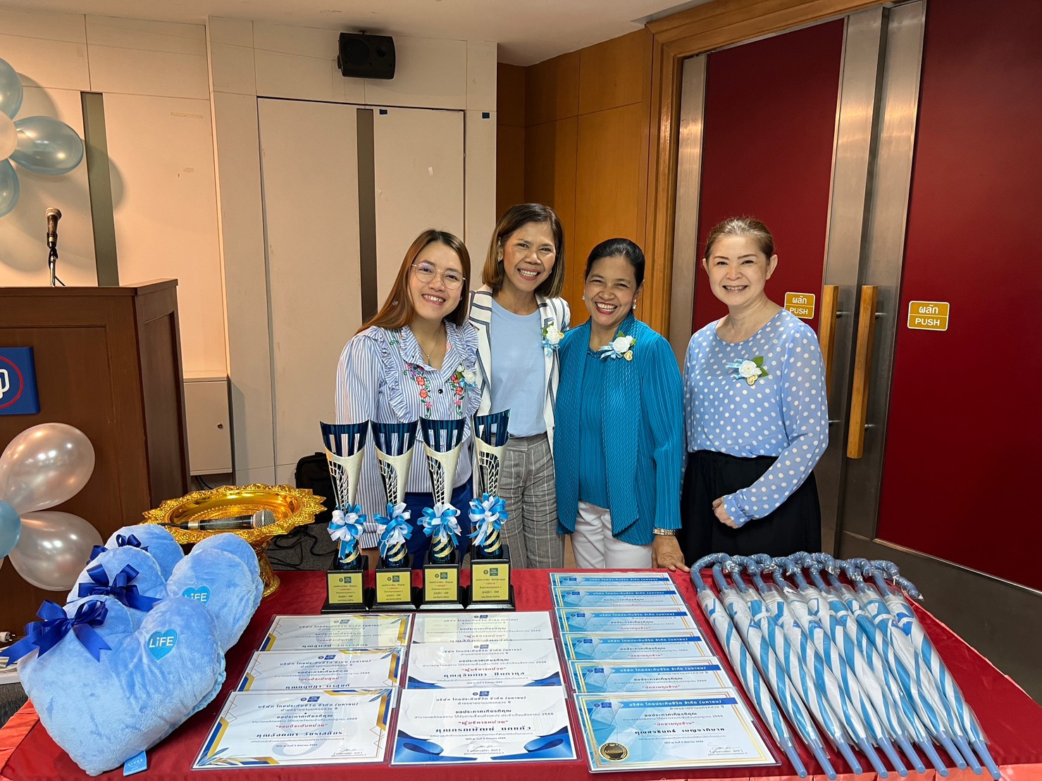 ก้าวของคนกล้า ฝ่าย 9 กับธีมงานวันแม่ 05 ส.ค. 2566 - Digital Office